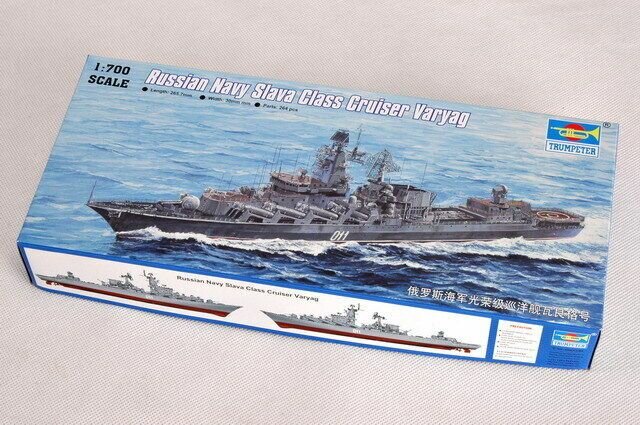 Trumpeter 1/700 05721 Российский крейсер Варяг Корабль