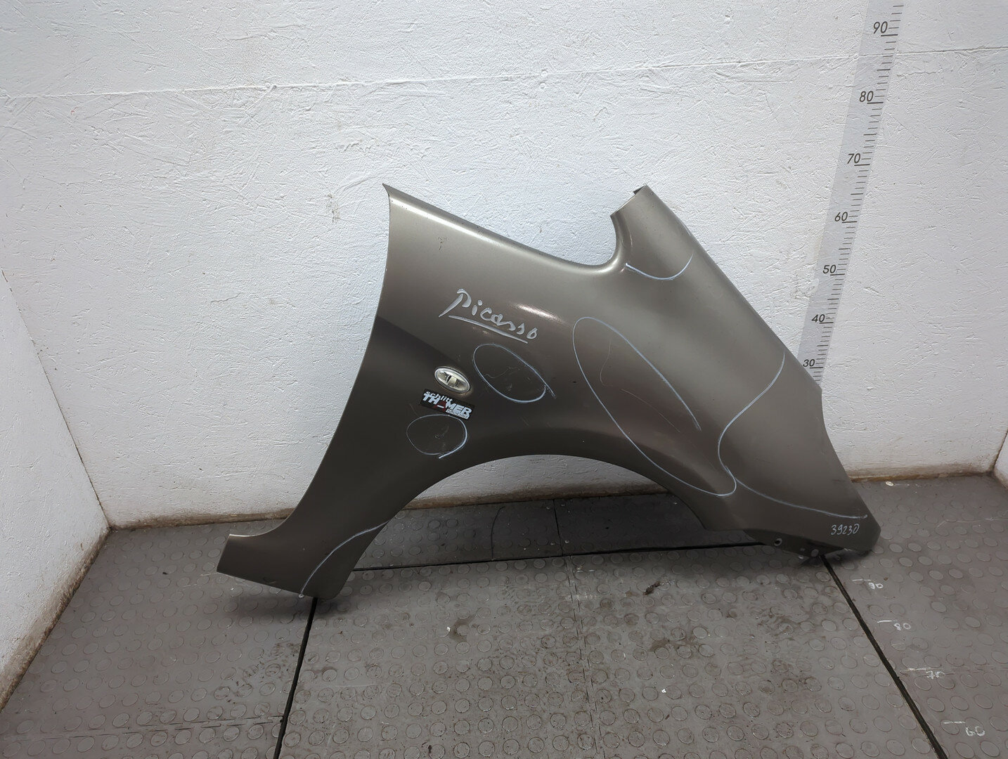 Крыло правое переднее Citroen Xsara-Picasso Б/У