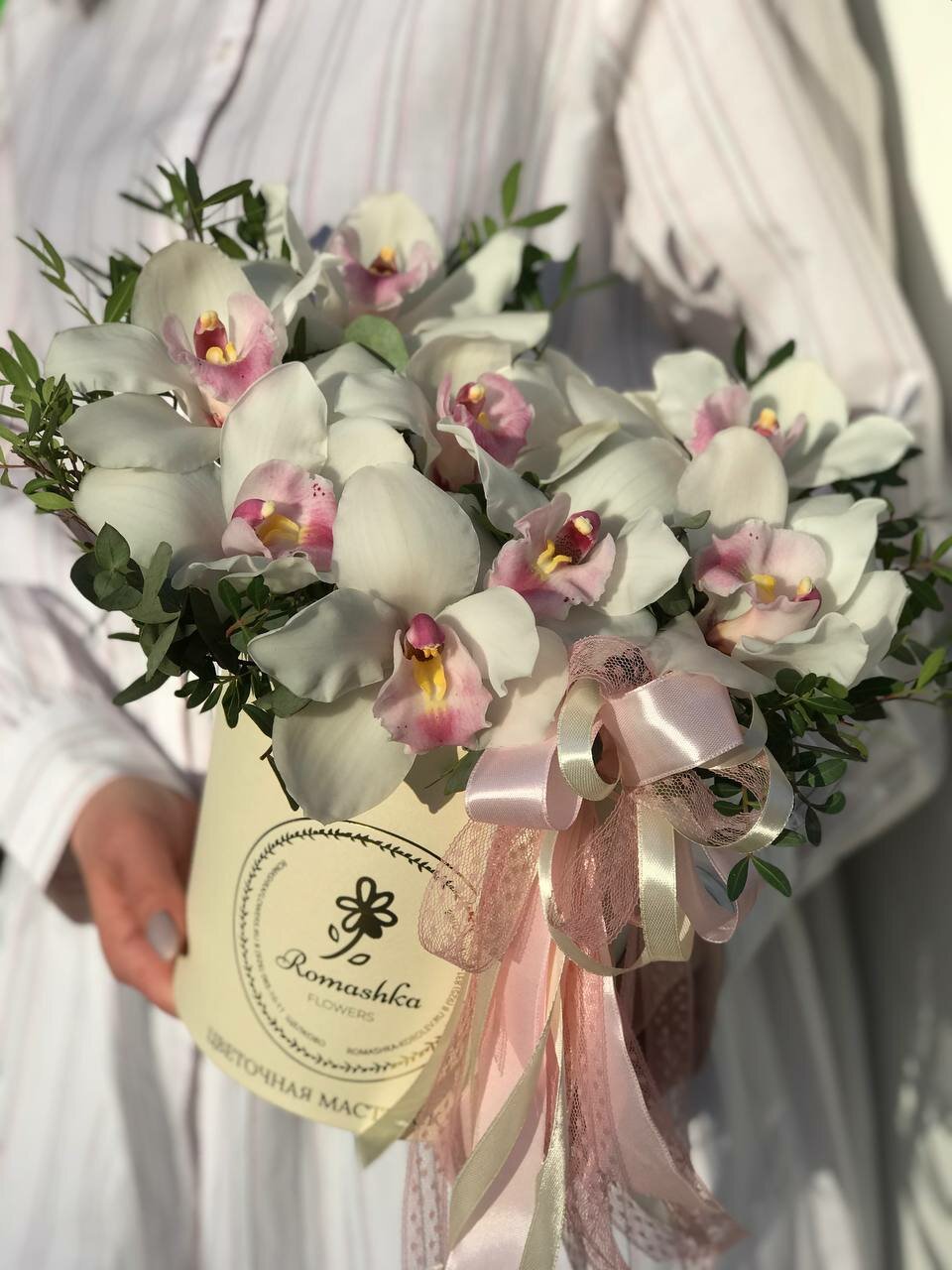 Коробка из орхидей «Амелия» - S (до 30 см)