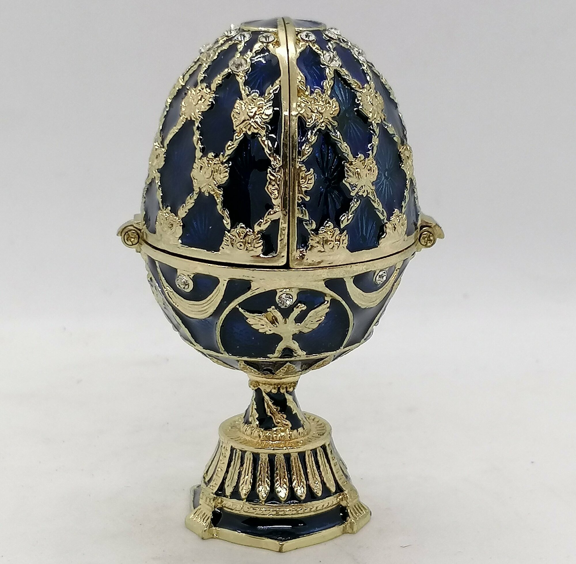 Яйцо Фаберже 90829 с храмом, синее