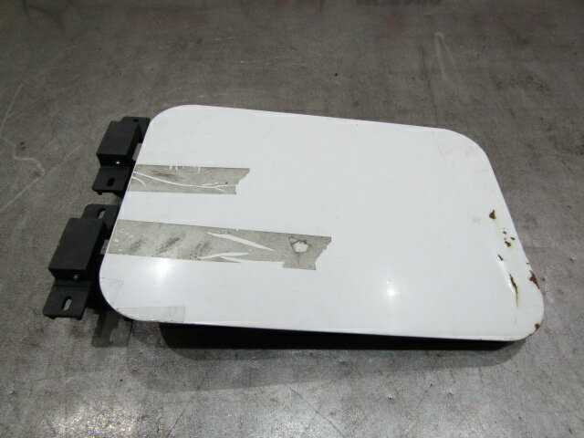 Крышка инструментального ящика в сборе с замком Iveco Stralis, есть повреждение