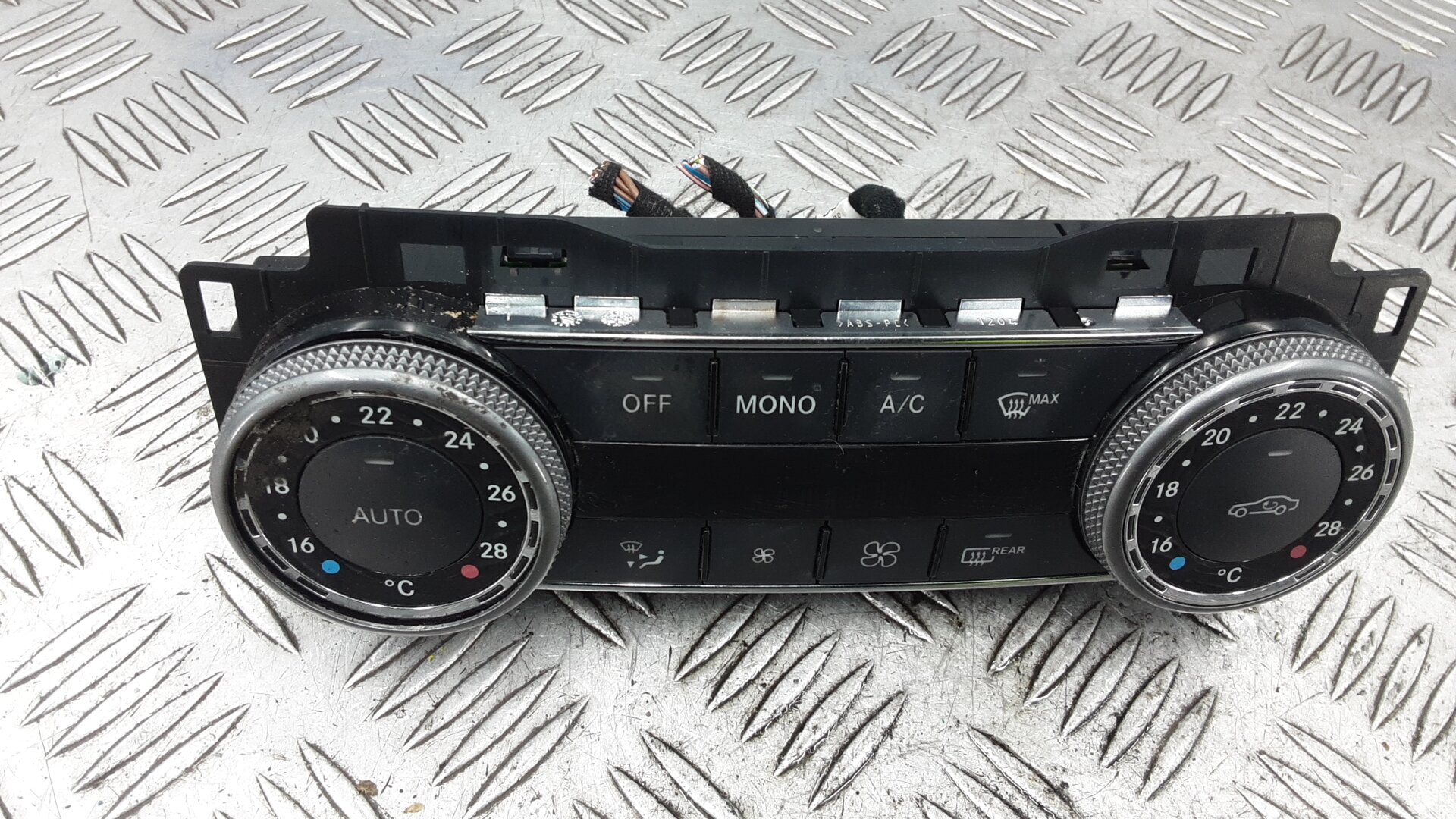 Блок управления печки и климат-контроля MERCEDES BENZ C-CLASS W204, Номер A2048707710, 2048309885