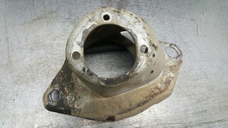 Чашка пружины задняя левая Volvo S80 TS B6284T 30714248