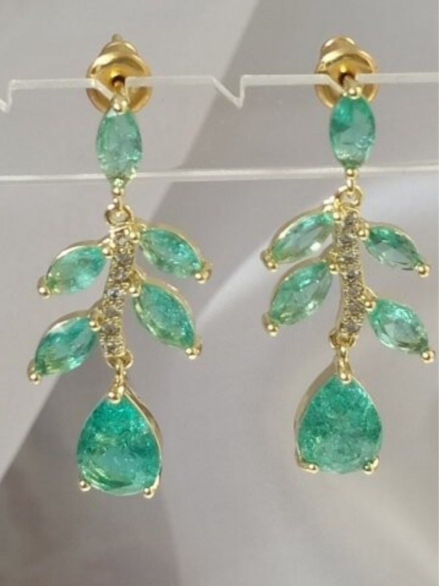 Серьги с подвесками, хрусталь, кристалл