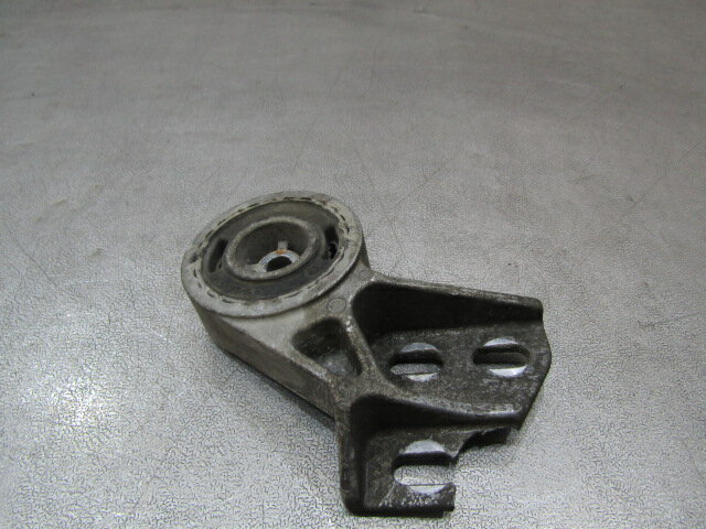 Кронштейн радиатора левый Scania P, R, G