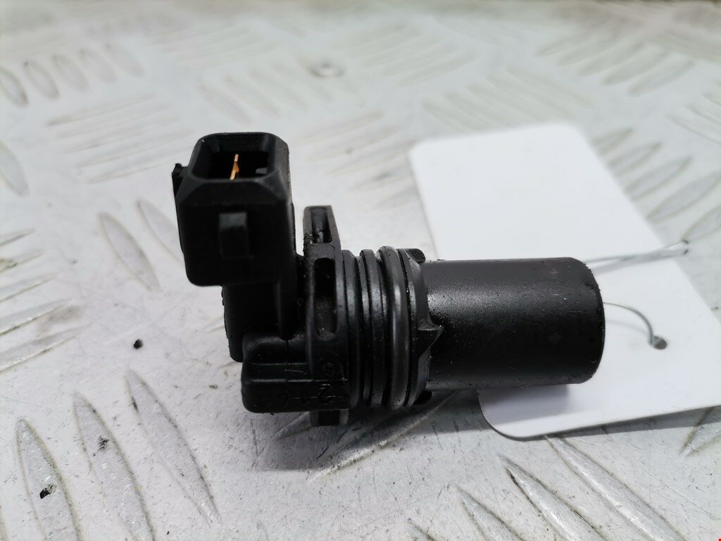 Датчик распредвала Ford Focus 1 95BF12K073AB арт. 2127720