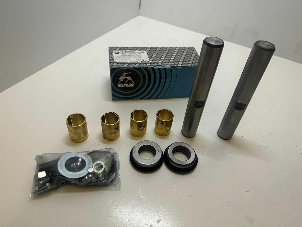 Шкворни в сборе для а/м ГАЗ 3307 3309 3306 арт. 3307-300010001