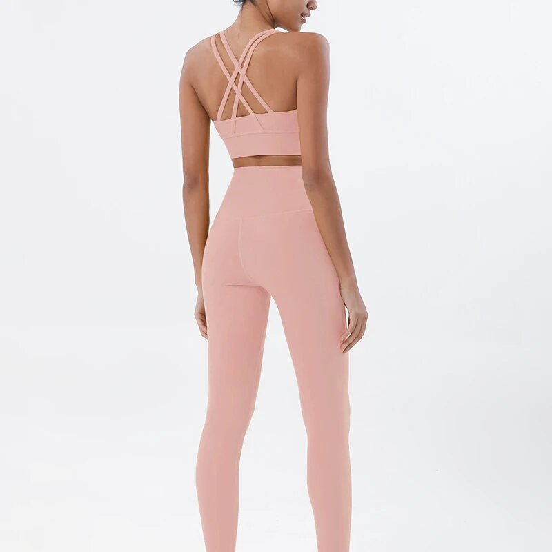 Костюм спортивный