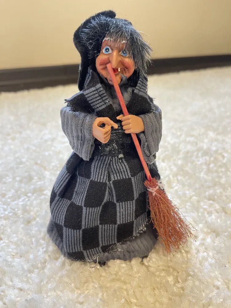 Баба Яга игрушка кукла оберег 17 см