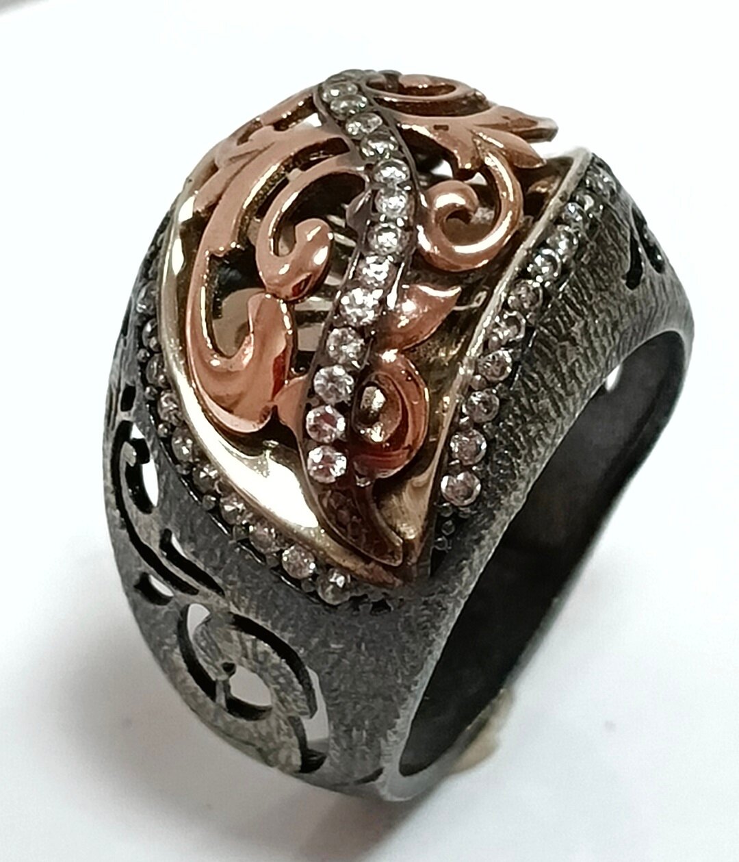 Перстень, серебро, 925 проба, бронзирование, оксидирование, фианит