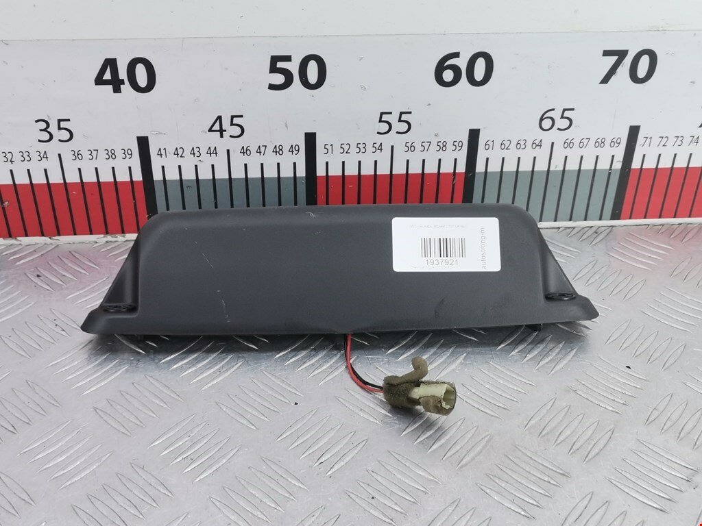 Фонарь дополнительный тормозной (стоп-сигнал) Chevrolet Spark (M300) 42403073 арт. 1937921