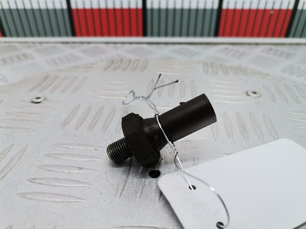 Датчик давления масла Volkswagen Sharan 1 038919081D арт. 1991934