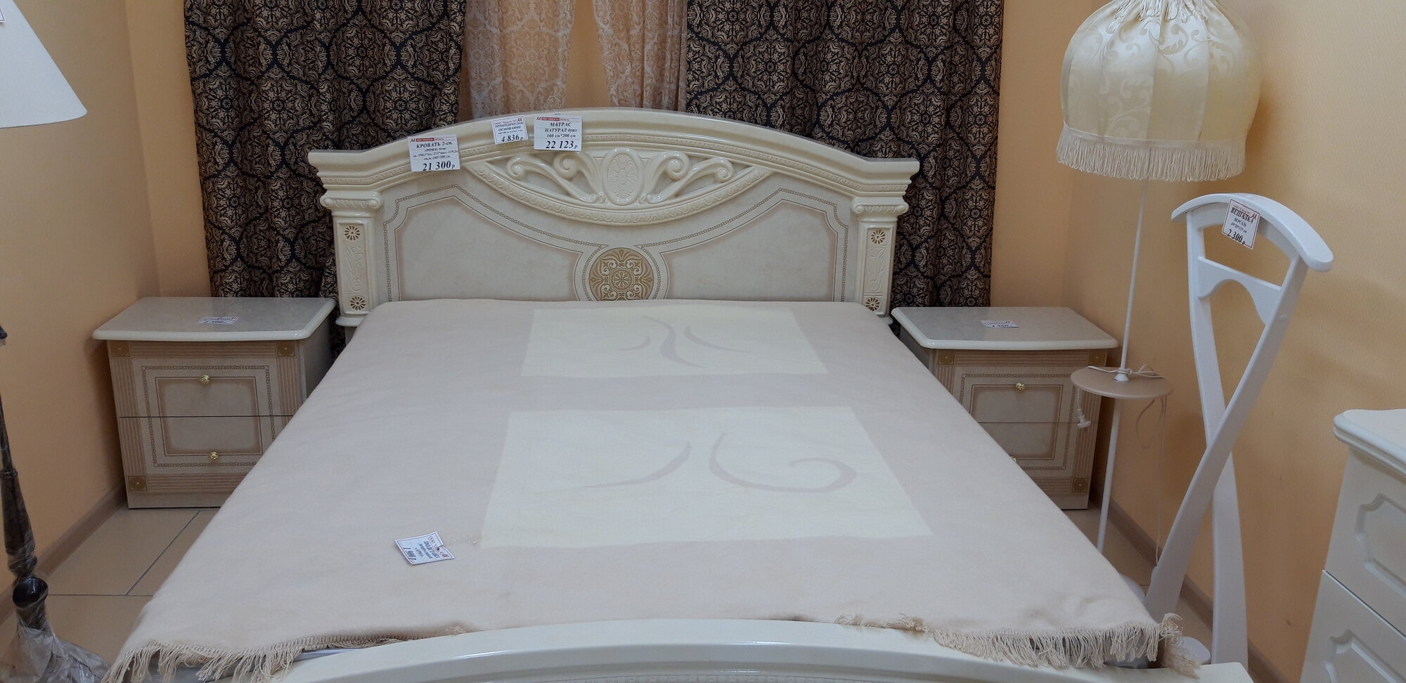 Кровать двуспальная Рома, 160*200 цвет бежевый, фабрики Диа Мебель, Россия