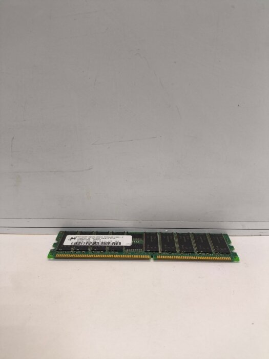 Оперативная память серверная 512Mb DDR266 HP Micron REG ECC PC2100 MT18VDDT6472G-265C3