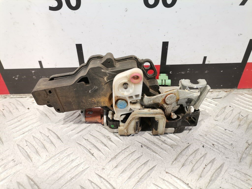 Замок двери передней правой Ford Expedition 2 6L1Z78219A64AA арт. 1402619