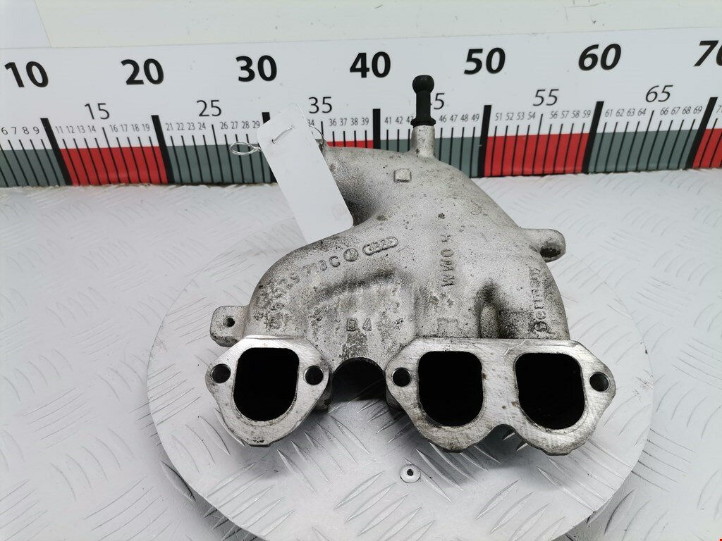 Коллектор впускной Volkswagen Polo 3 045129713G арт. 1626725