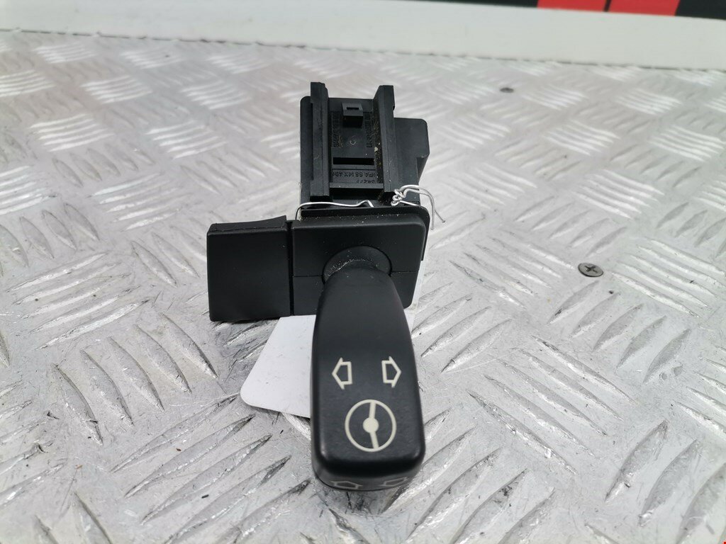 Переключатель (джойстик) регулировки рулевой колонки BMW X5 (E53) 61318373901 арт. 1799296