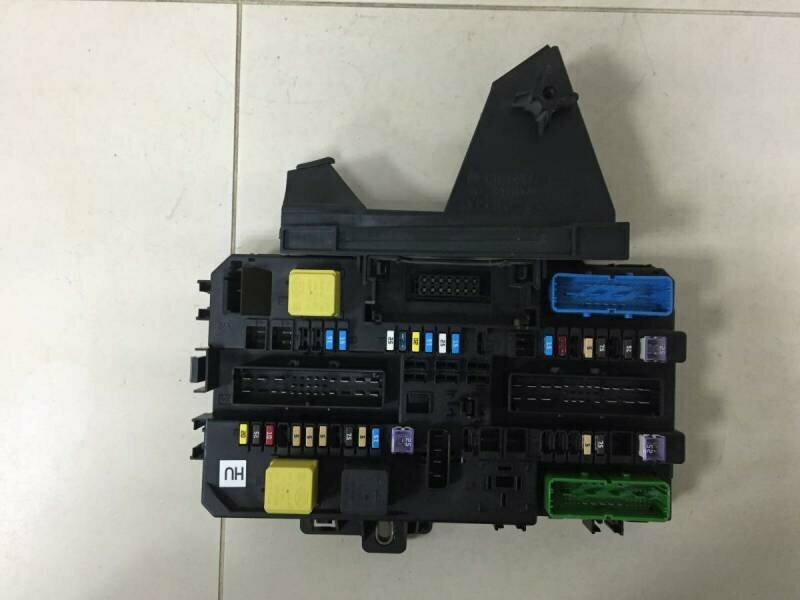 Блок предохранителей Opel Astra H / Family 2004-2015 кат.номер: 1238397