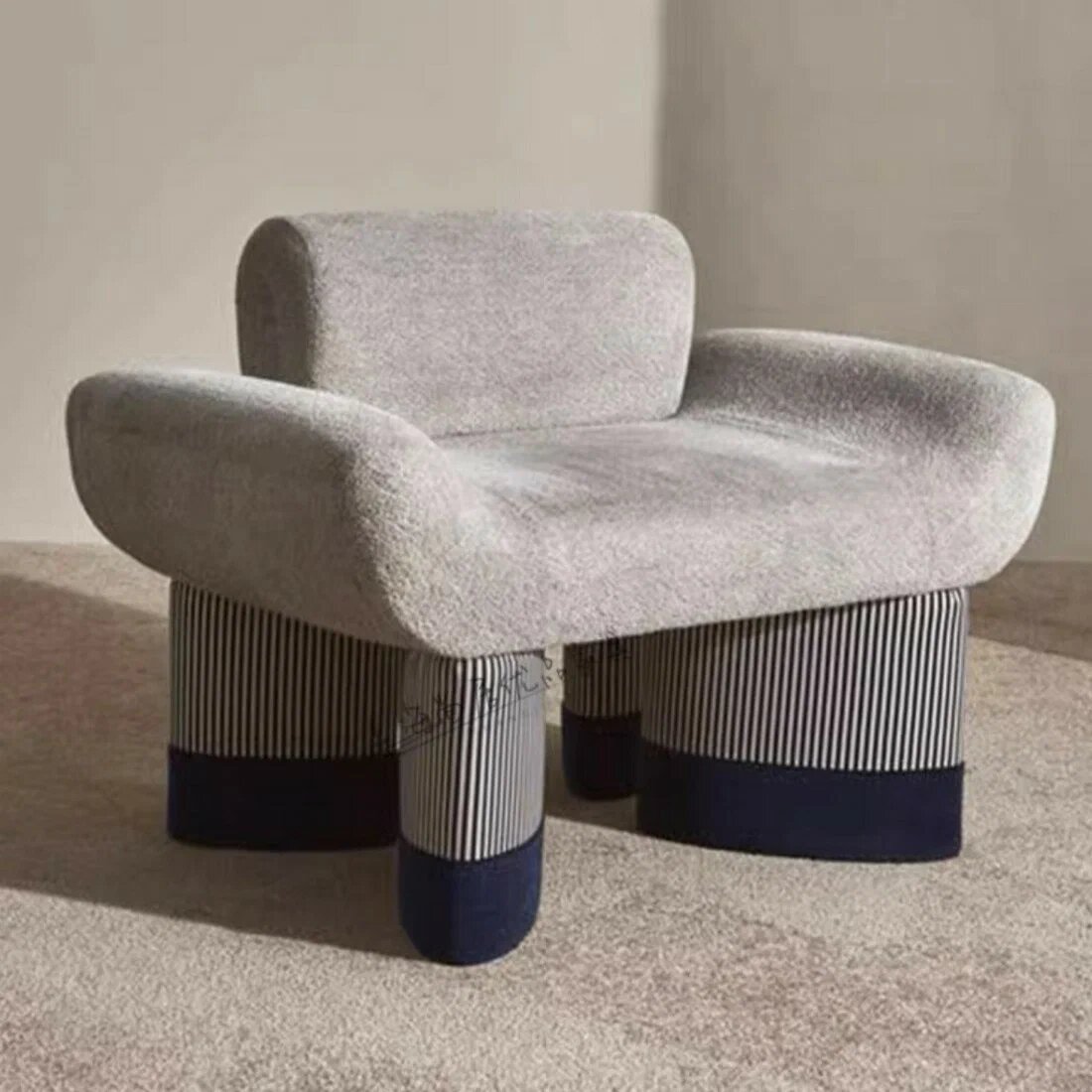 Интерьерное кресло Gaysorn (серый)