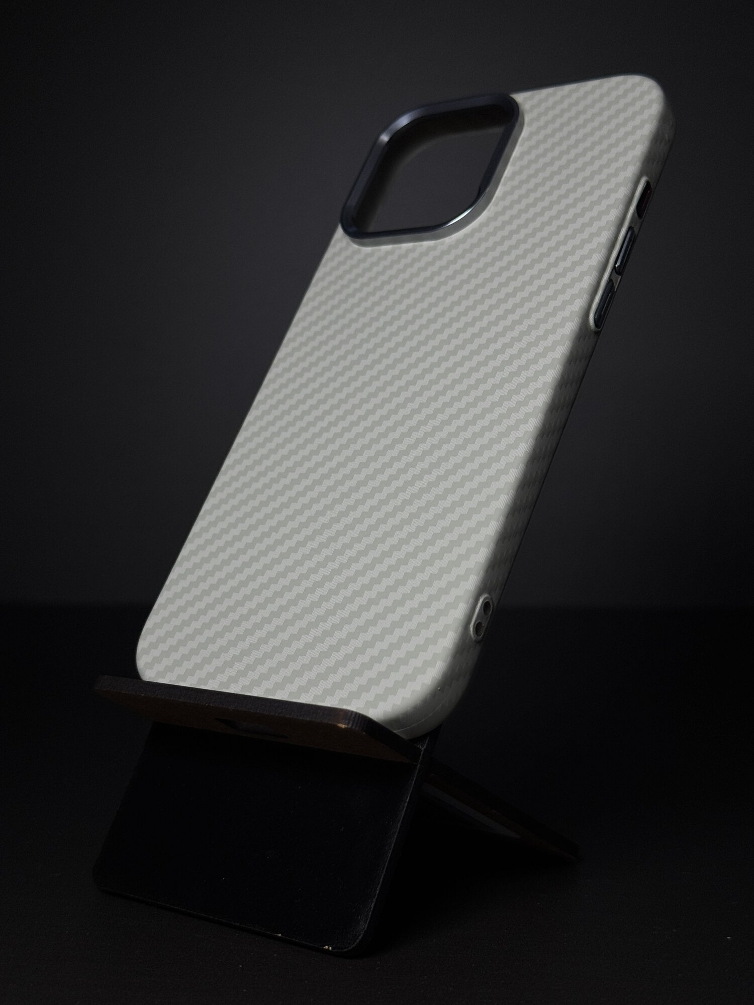 Чехол Айфон 16 Про Макс из Кевлара / чехол на iPhone 16 Pro Max с MagSafe LUXO Life+, карбоновый, классический бежевый