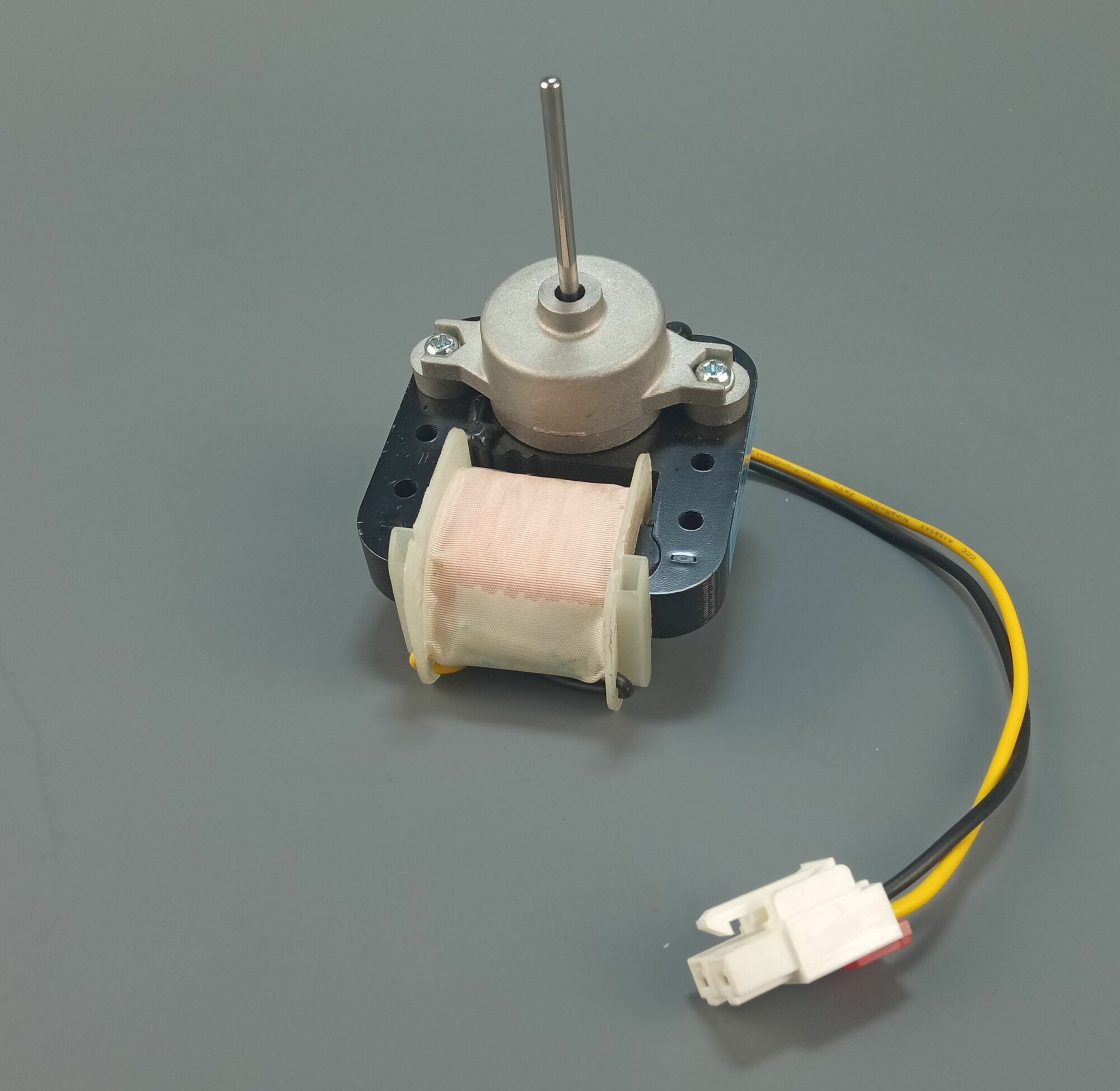 Мотор (двигатель) вентилятора S6111CEC05 220V 8W 2500RPM для холодильника Daewoo