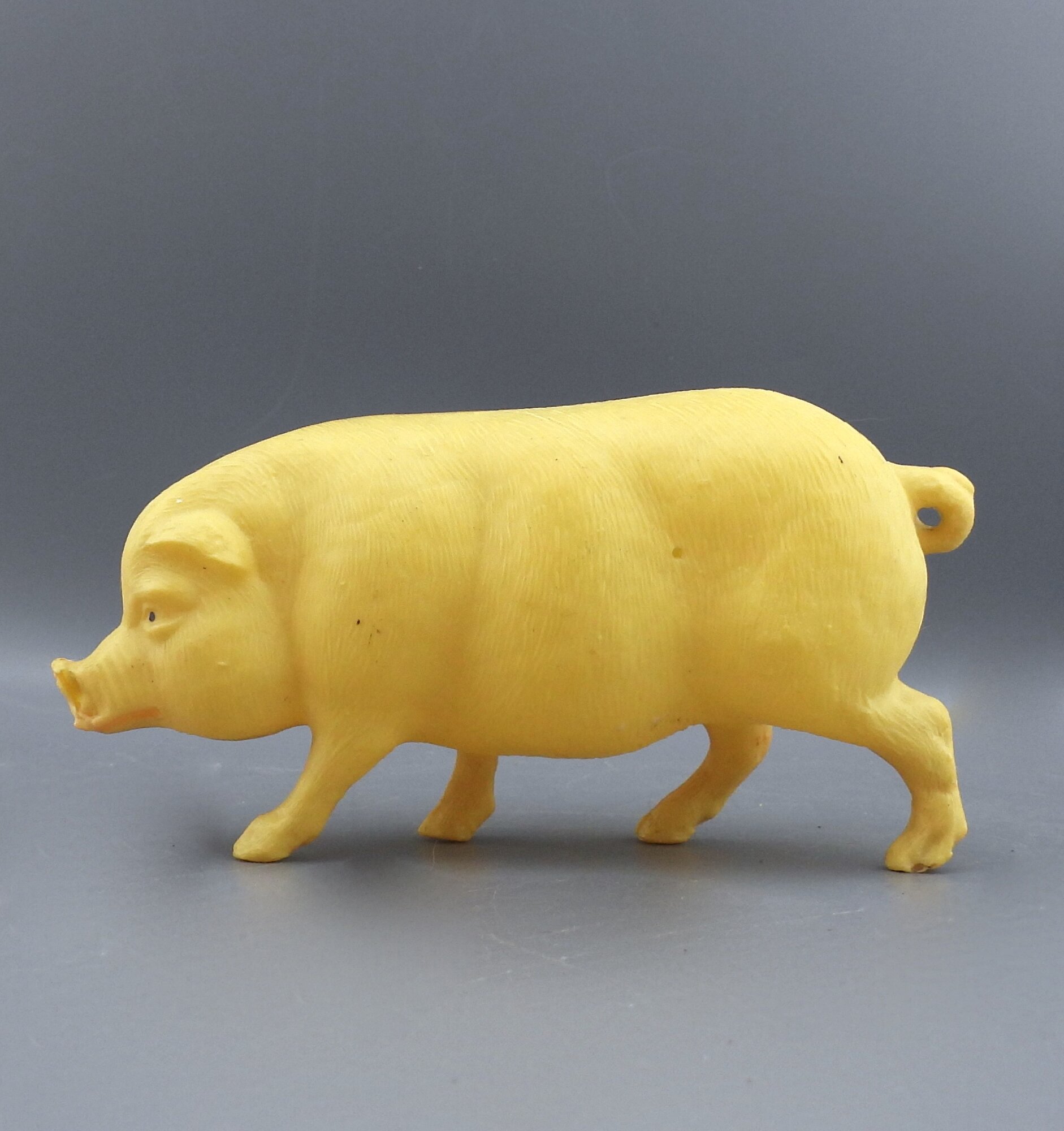 Свинья 13 см целлюлоид СССР 1950-е гг