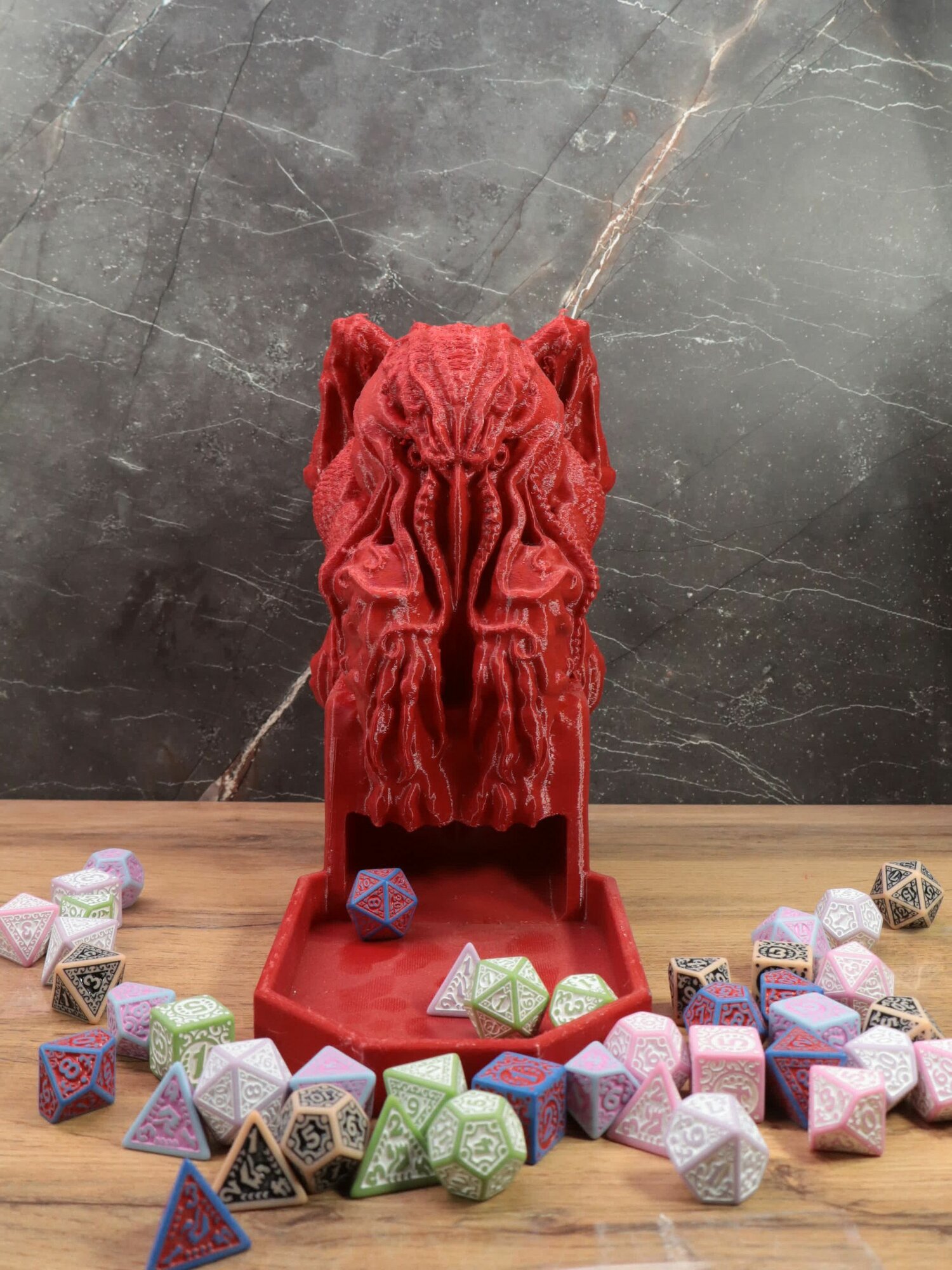 Башня Лавкрафт Ктулху красный для кубиков настольных игр / DnD, Dice Tower, D&D, Dungeon and Dragons, миниатюра