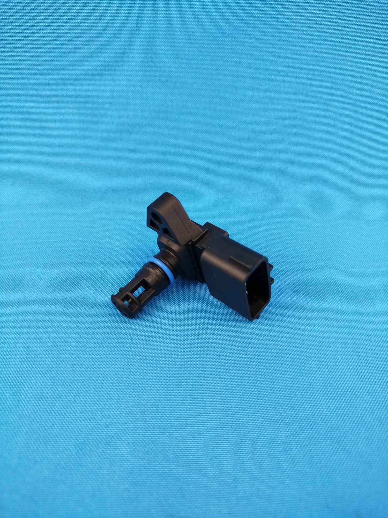 Датчик абсолютного давления и температуры "Cartronic" для автомобилей КамАЗ, ПАЗ, ГАЗ дв. 6ISBe, 4-6BT, ISF 3,8