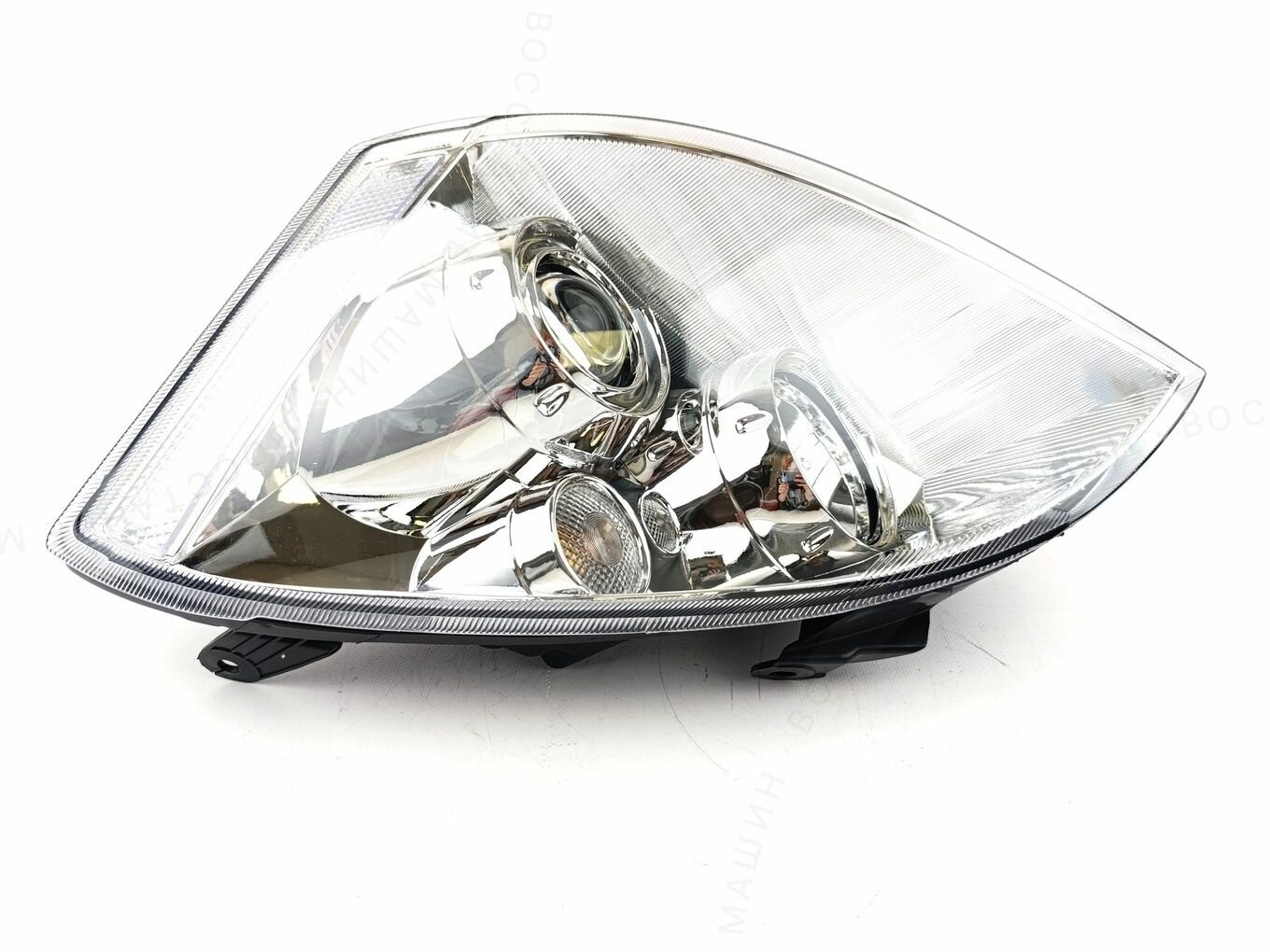 Фара передняя левая (белый поворотник, без электрокорректора) для Chery Fora / A21-3772010AC