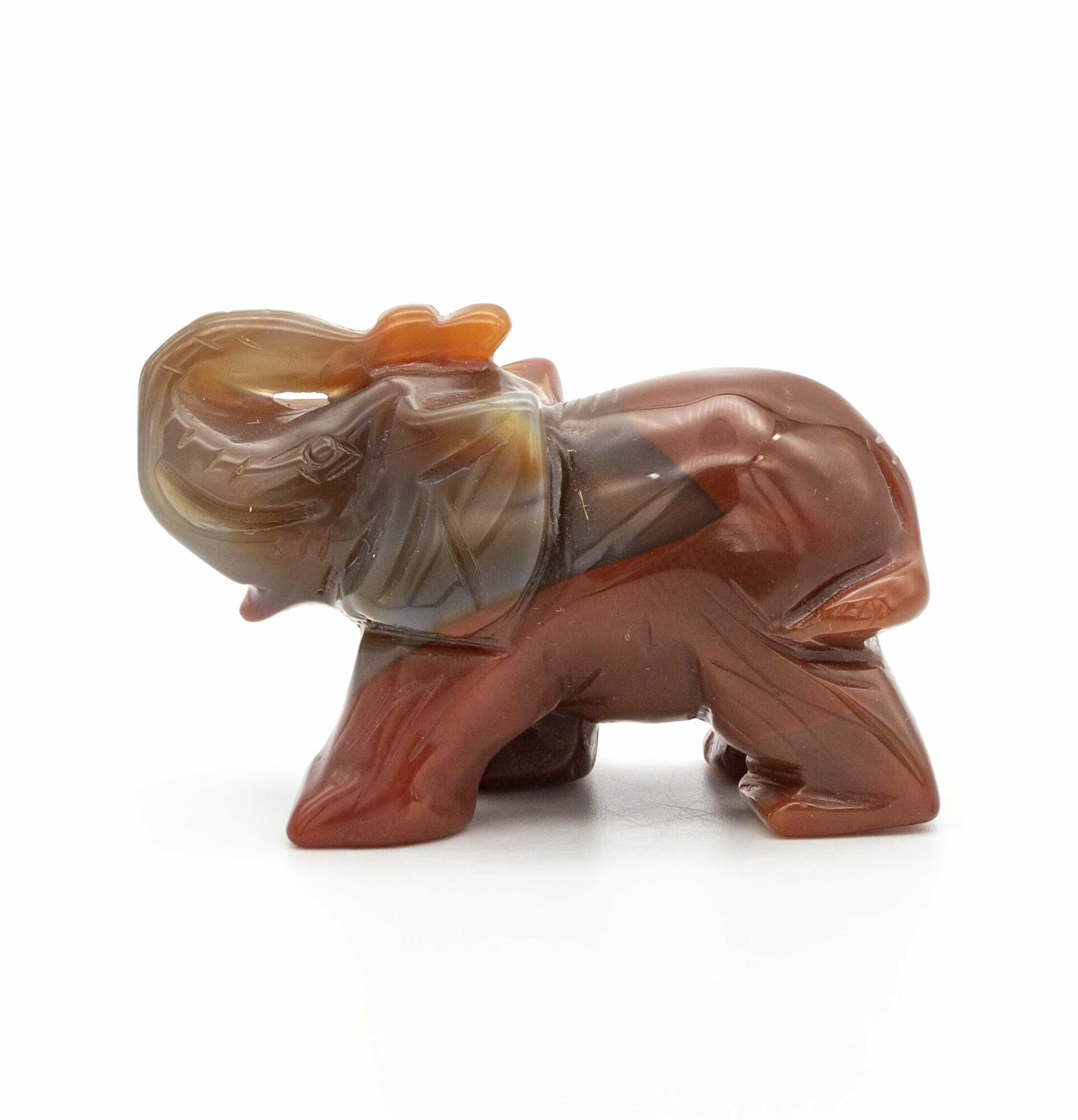 Статуэтка слона из сердолика 17