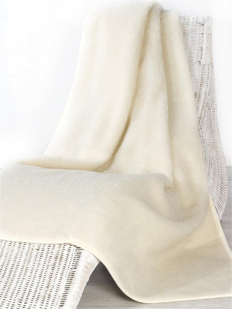 ALWERO / Плед покрывало для дома и дачи на кровать и диван из овечьей шерсти (75х100)белый