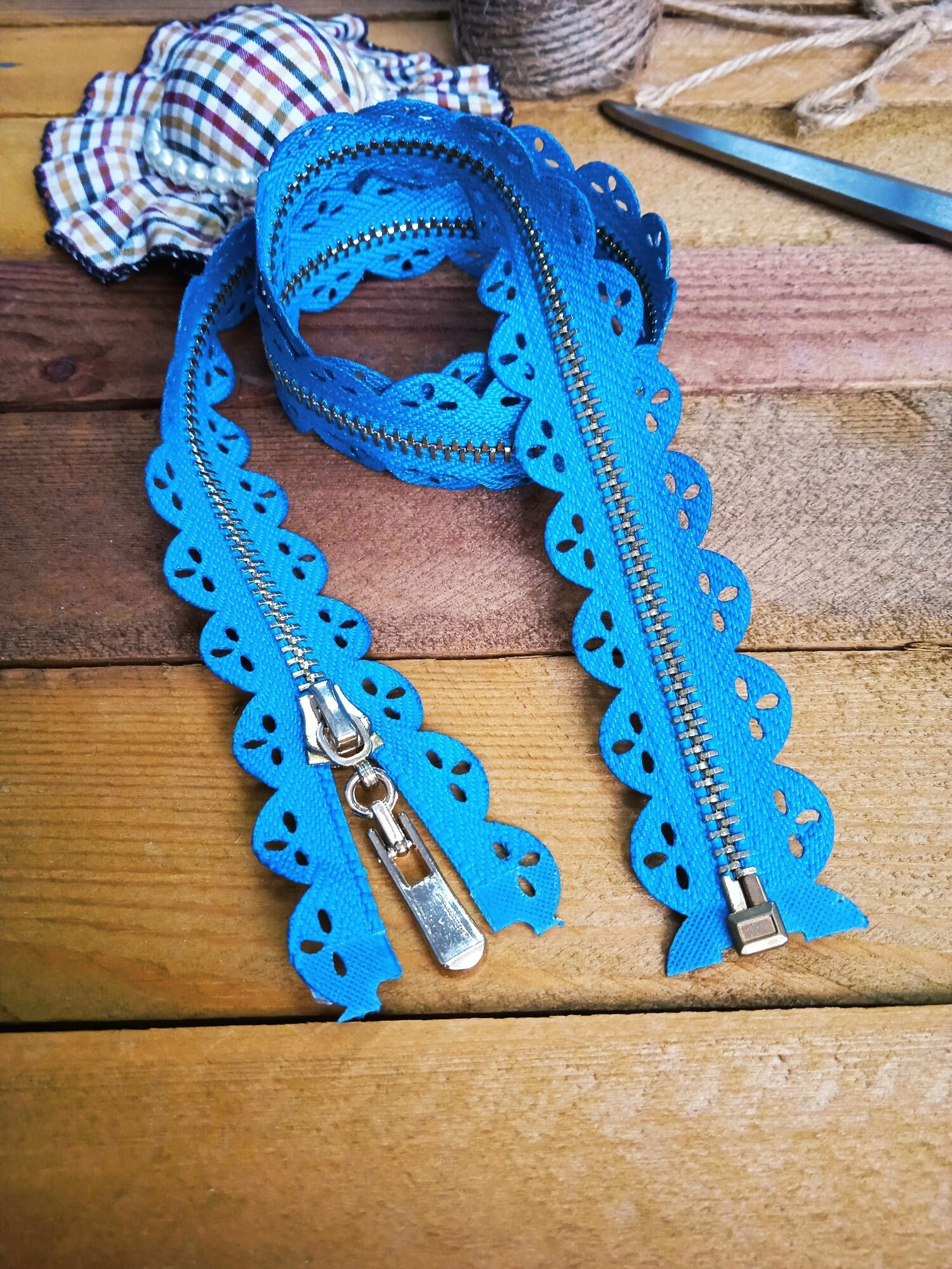 Молния Металл декоративная ажурная однозамковая 60 см Тип 3 разъёмная , цв. бирюзовый ,1 шт.