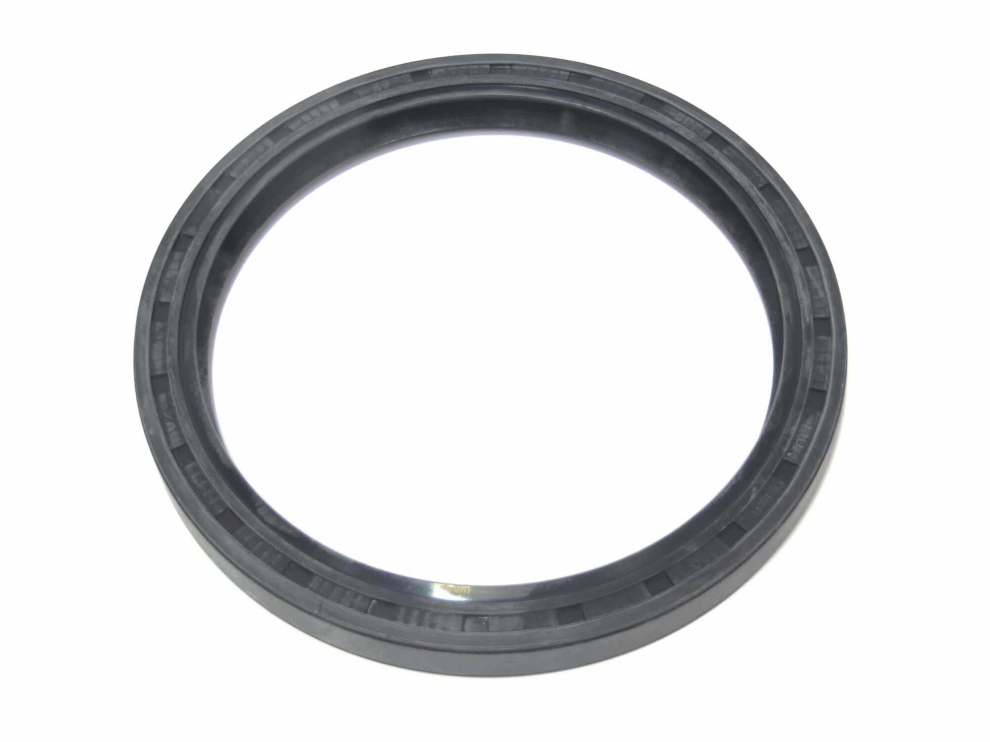 Сальник ступицы ведущего моста XGMA932 140х170х16 (12B0013)