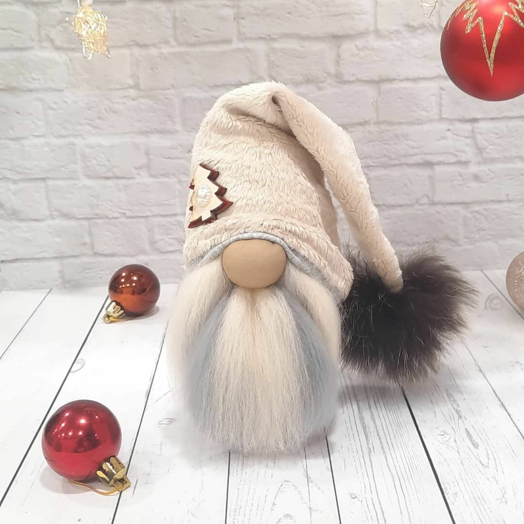 Авторская интерьерная игрушка, скандинавский гном "Фарин" 18 см