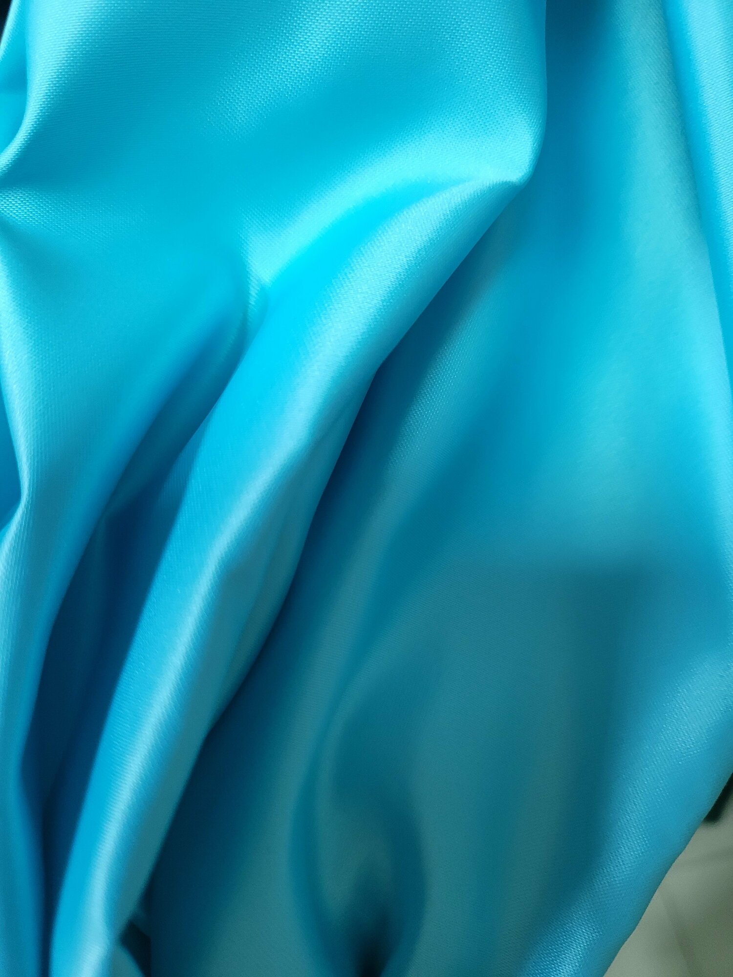 Шторы для комнаты атлас сатен 250 см высота 180 см ширина ( 2 шторы по 90 см ) на шторной ленте цвет голубой нежный