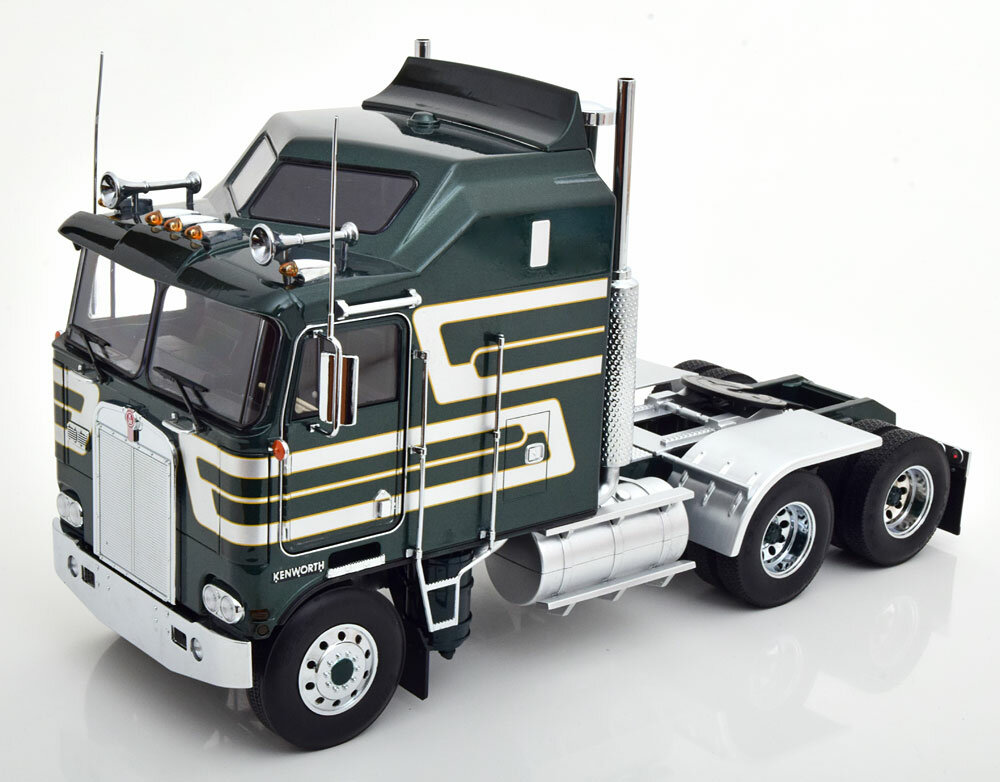 Модель коллекционная ROAD KINGS Kenworth K100 aerodyne 1976 dark green-metallic silver golden
