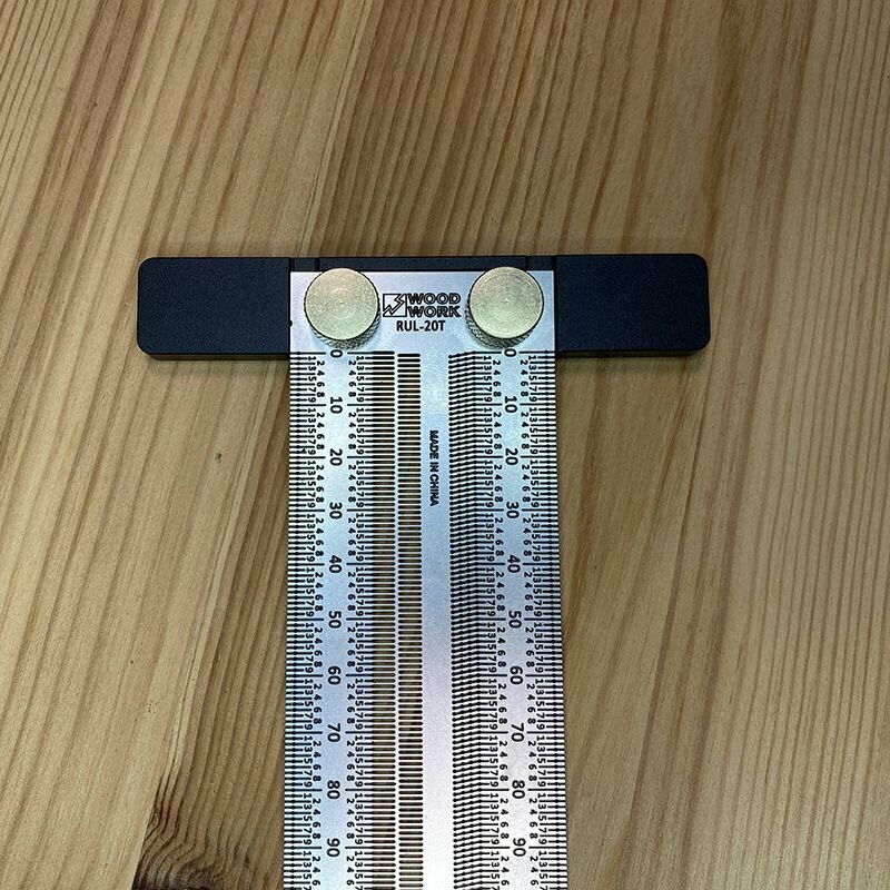 Линейка разметочная T-образная 300 мм с карандашом