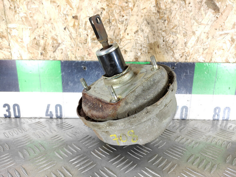 Усилитель тормозов вакуумный VAZ 2107 21033510010