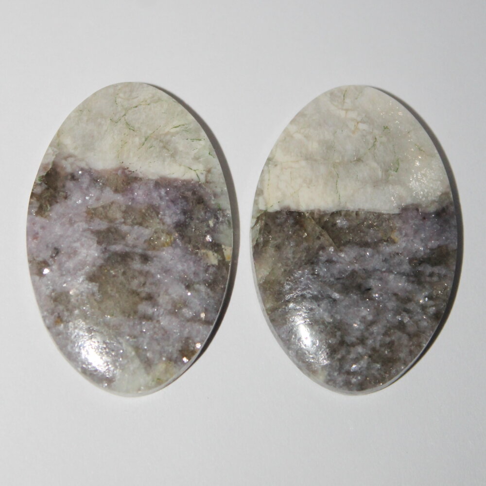 Коллекционные кабошоны лепидолит, пара, 38х25х3 мм, Сибирь, «True Stones»