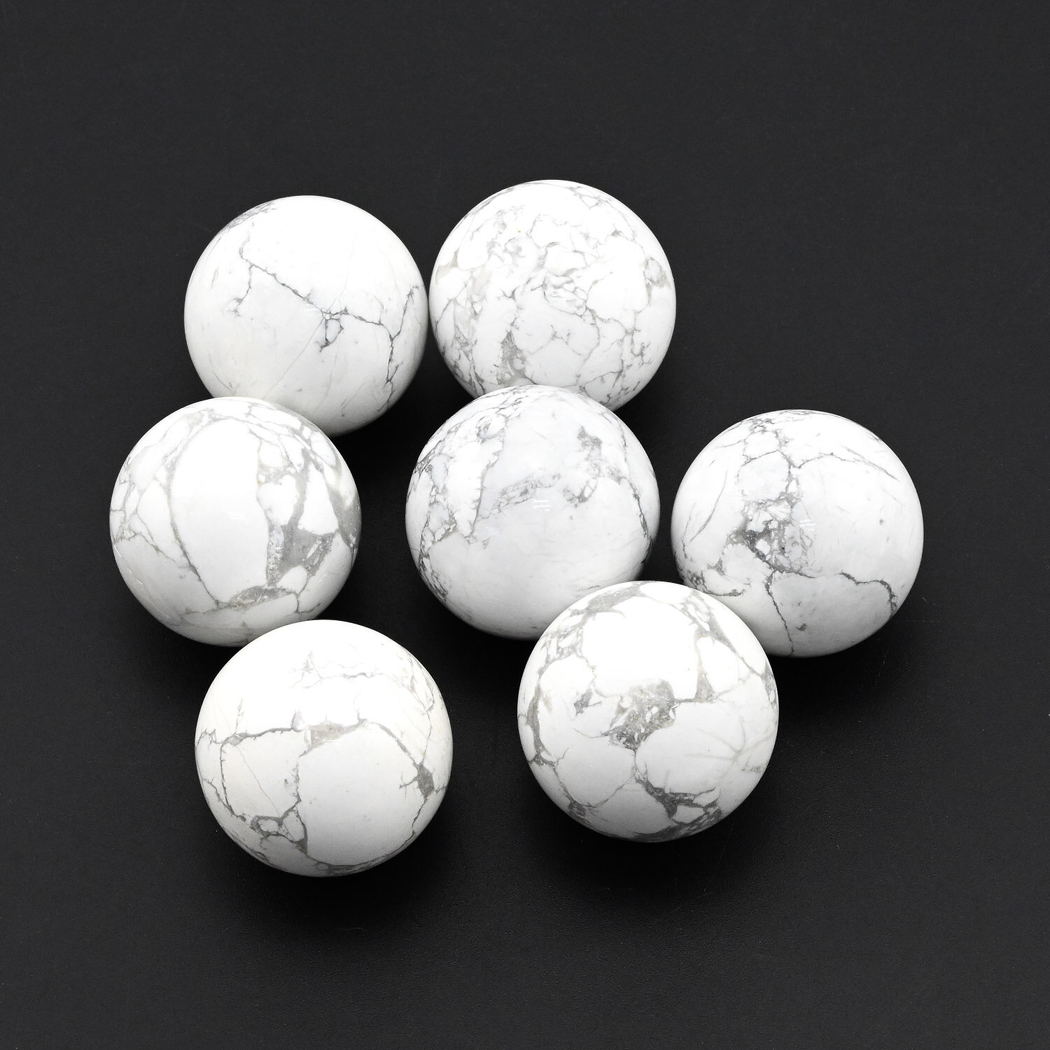 Шар из кахолонга 1 сорт диаметр 29мм. .