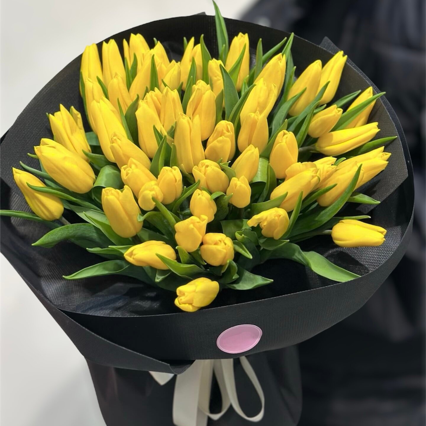 Букет из желтых тюльпанов 51 шт, красивый букет цветов, шикарный, премиум цветы, премиум букет