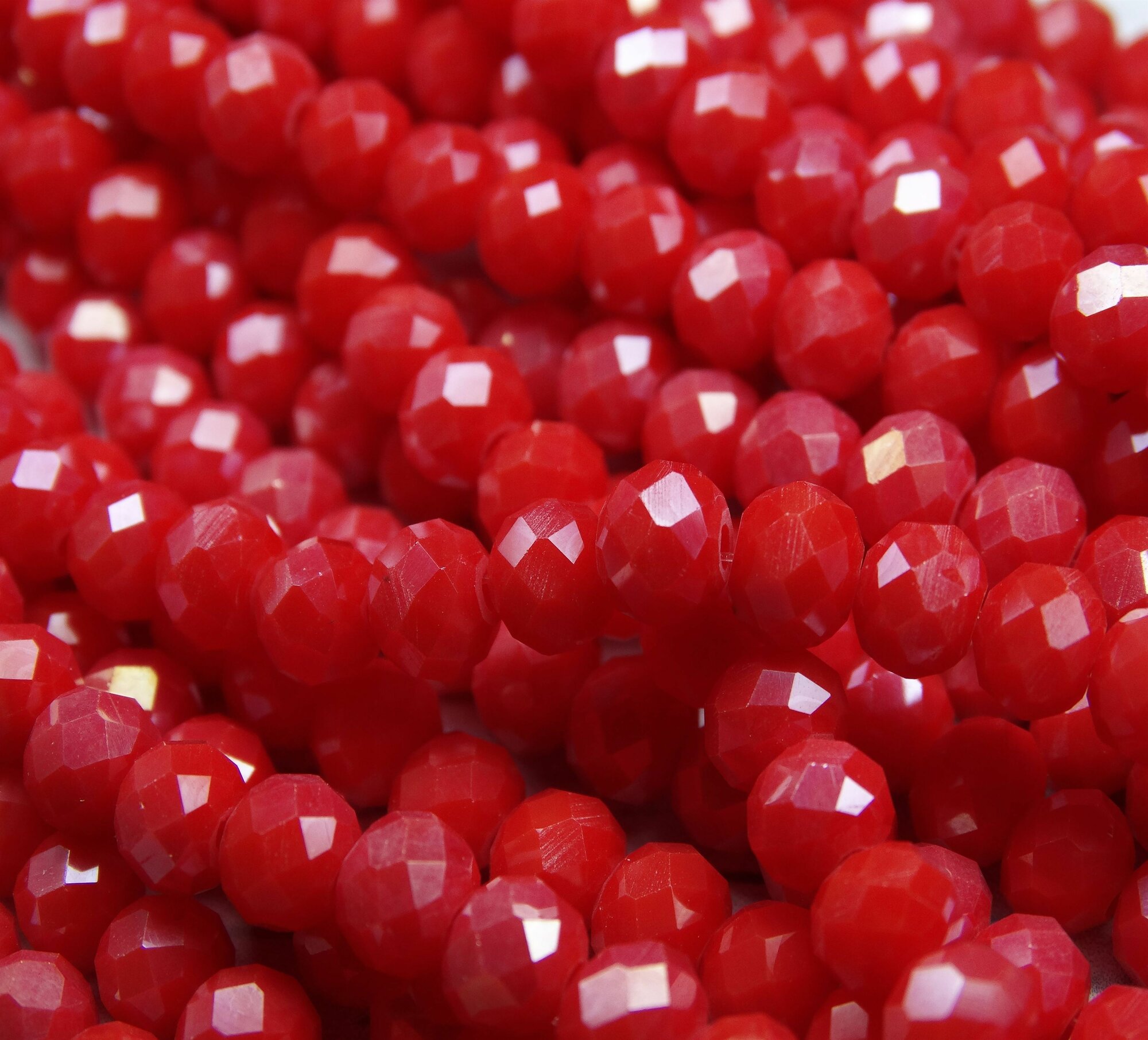 Хрустальные бусины "рондель", ярко-красный AB непрозрачный, 8 мм, 10 нитей, по 60 - 65 бусин на нити