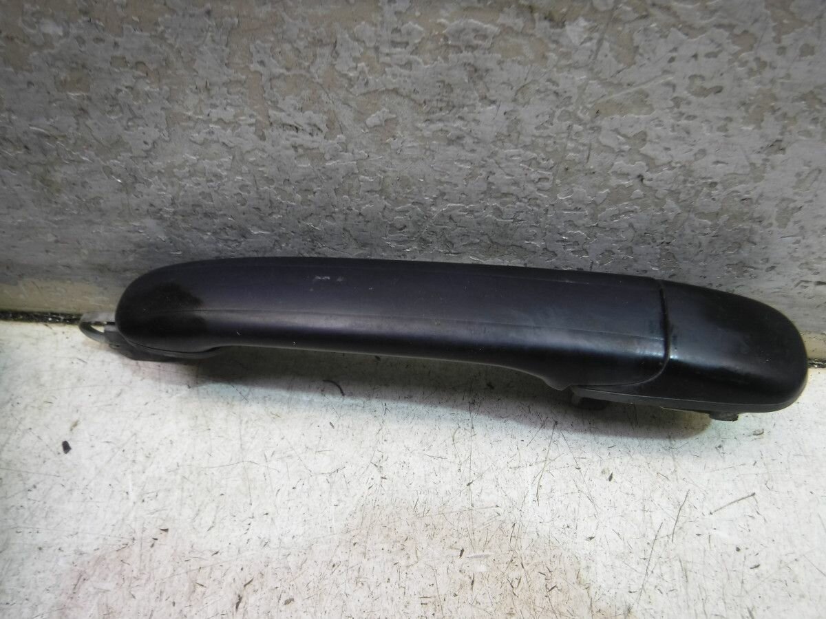 Ручка двери задней наружная левая Volkswagen Polo III (1994—2002)