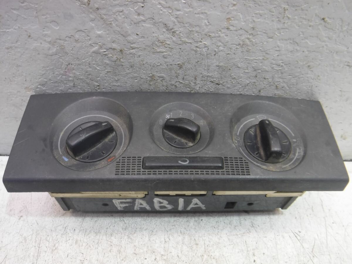 Блок управления отопителем Skoda Fabia I рестайлинг (2004—2007) 6Y0819045J