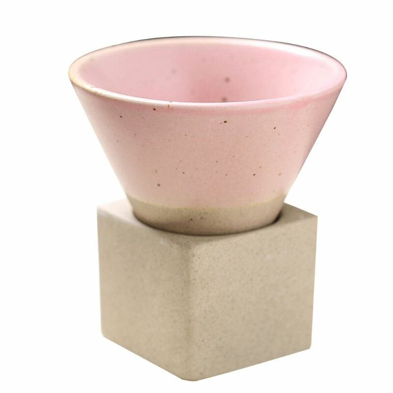 Керамическая кофейная чашка в виде конуса 100 мл-черное