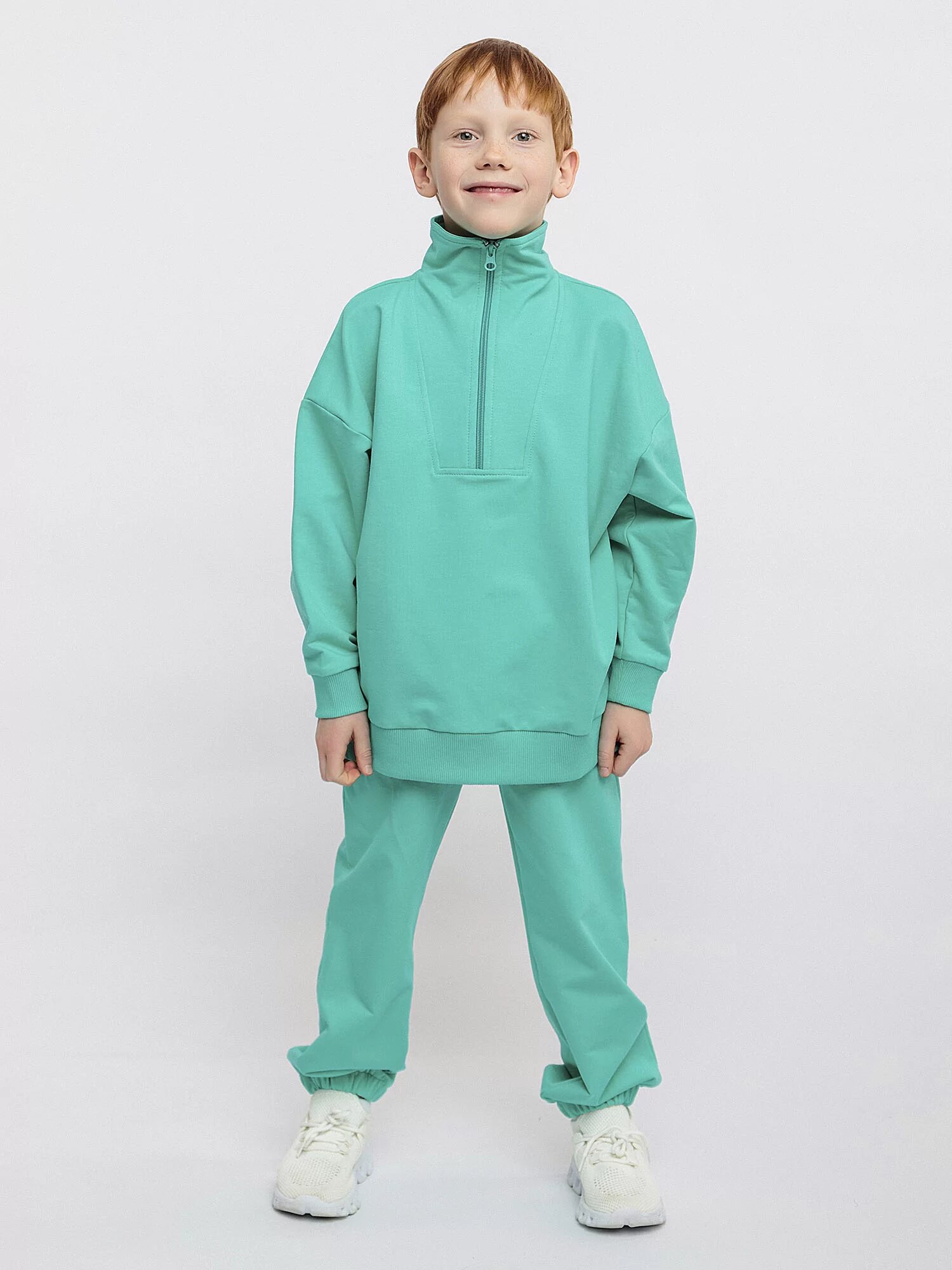 Костюм спортивный