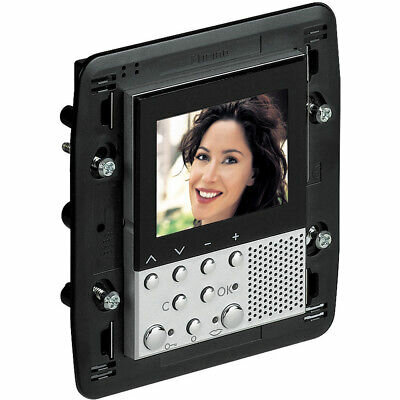 Внутреннее видеоустройство с функцией hands-free, 2-проводная система, цветной LCD экран 2,5. Цвет Алюминий. Bticino Axolute 349311