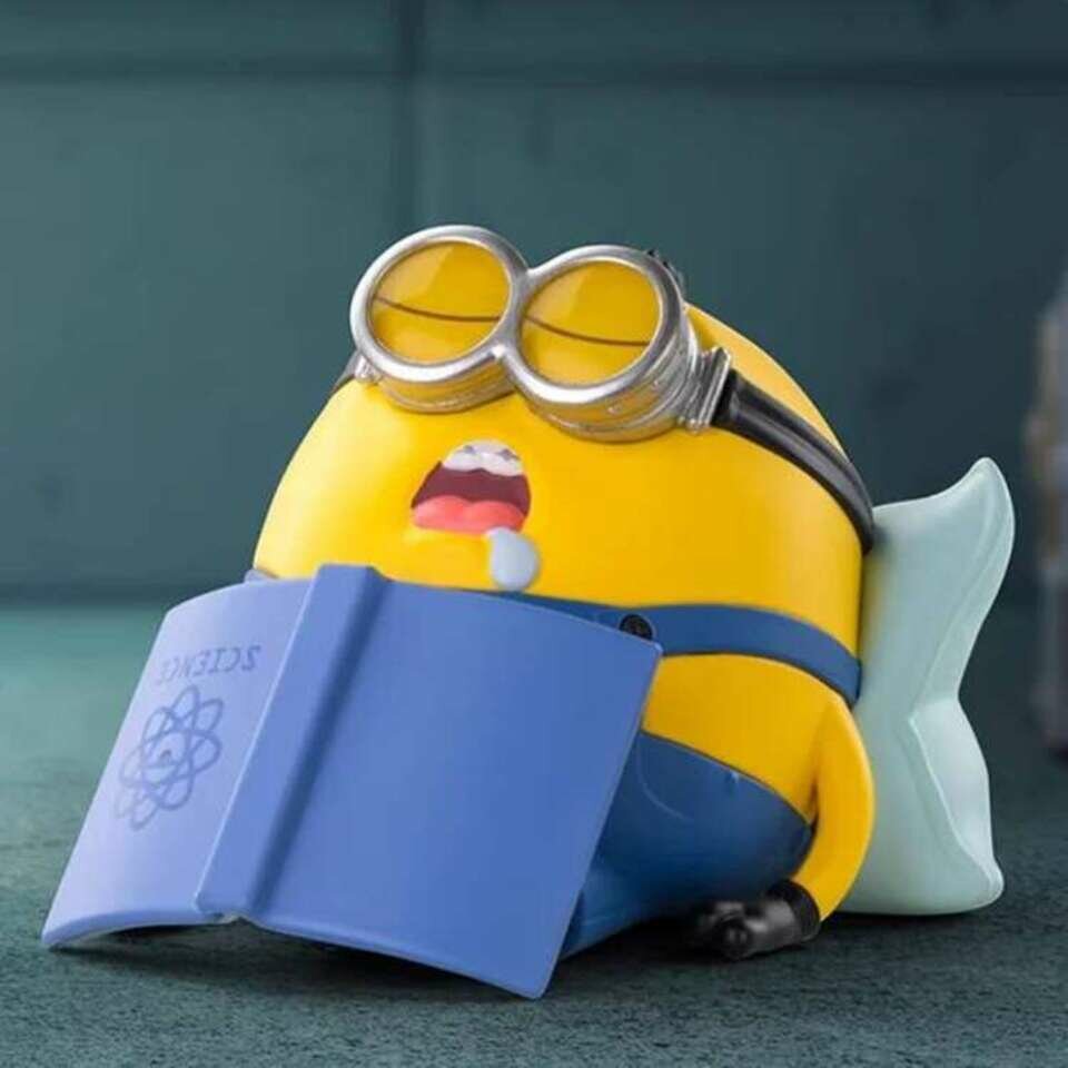 Miniso POP MART Minions Ленивая повседневная фигурка