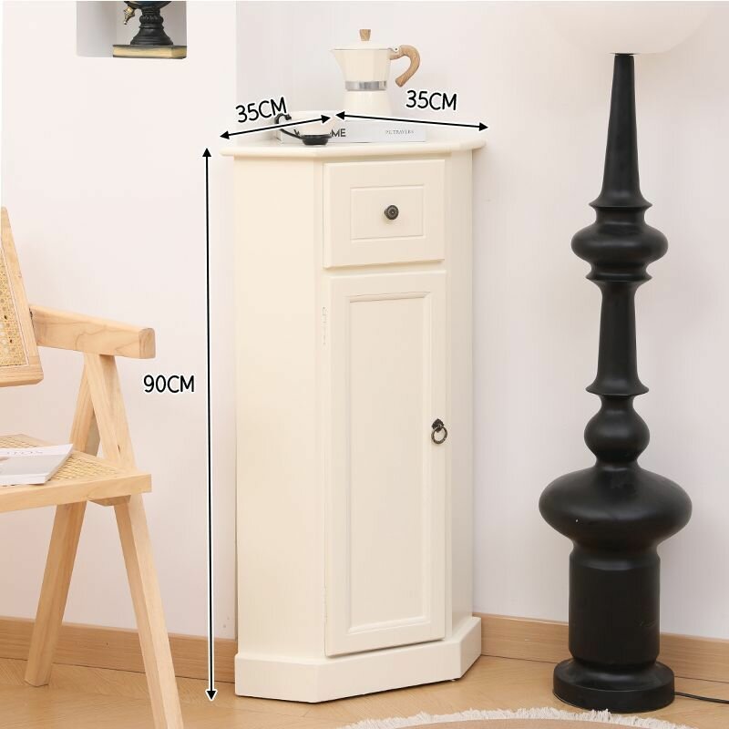 Угловой комод из массива дерева — компактный шкаф для хранения вещей в прихожую, спальню и маленькую комнату дома