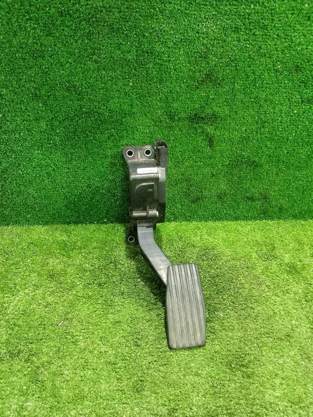 Педаль газа Lada Granta Б/У с пробегом